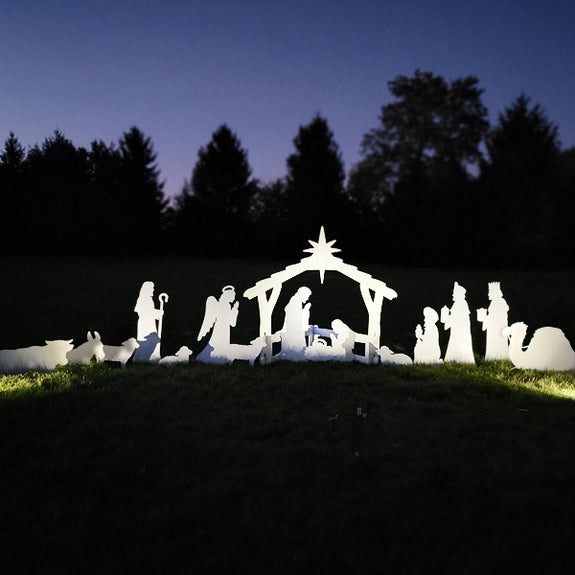 Front Yard Originals - Nativity Scenes, Christmas Decorations and More